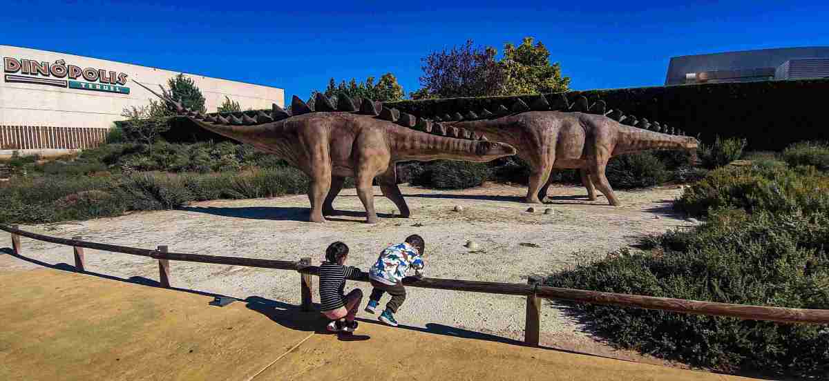 ¿Vale la pena Dinópolis? Precios y horarios – vivir aventuras