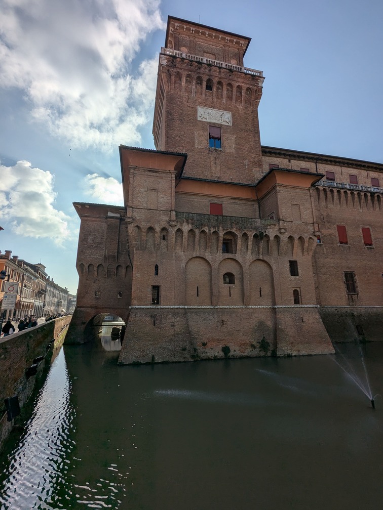 Ferrara: guía completa de la ciudad – vivir aventuras